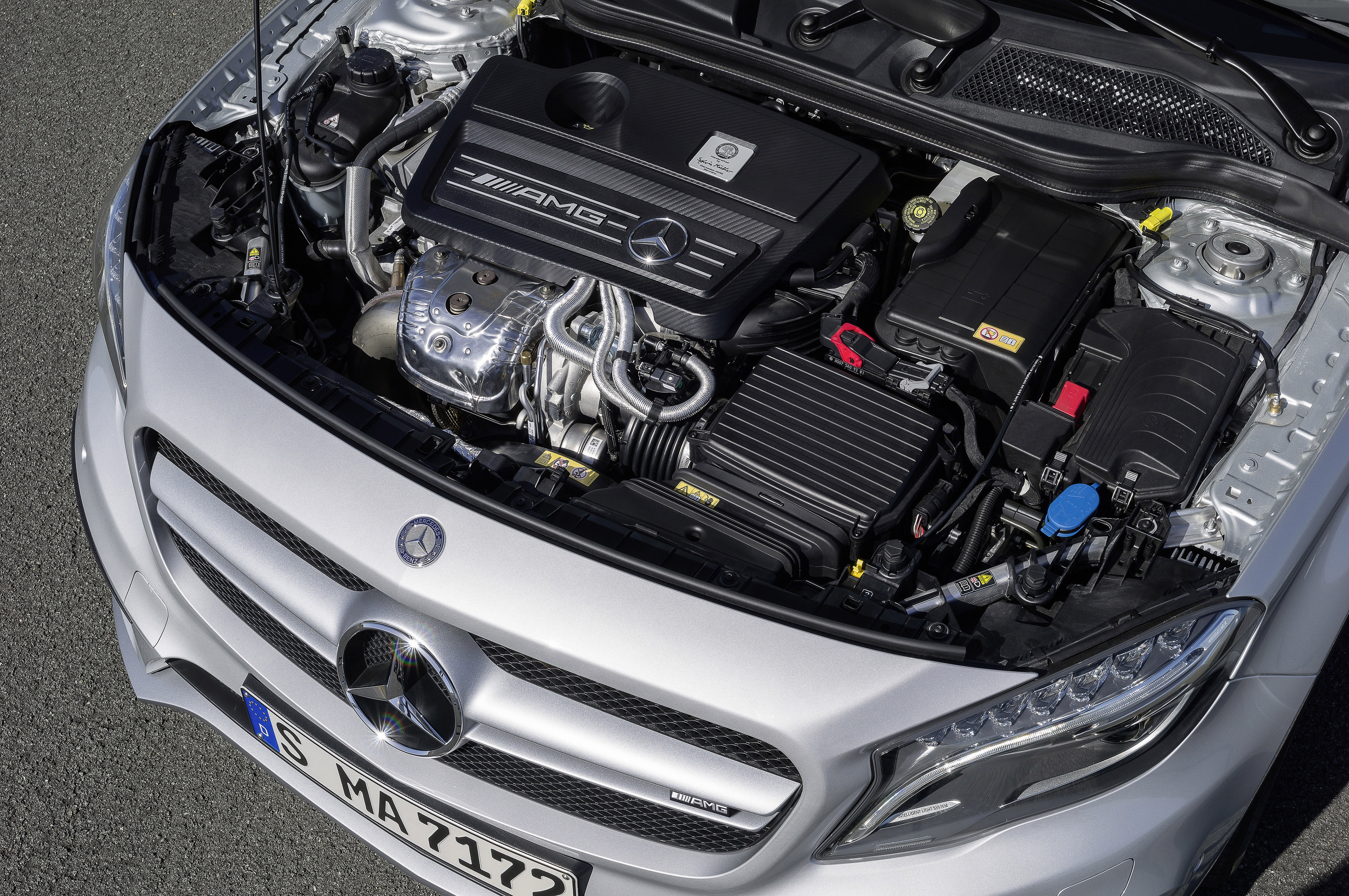 Nowy Mercedes-Benz GLA 45 AMG: 360 KM w kompaktowym SUV-ie