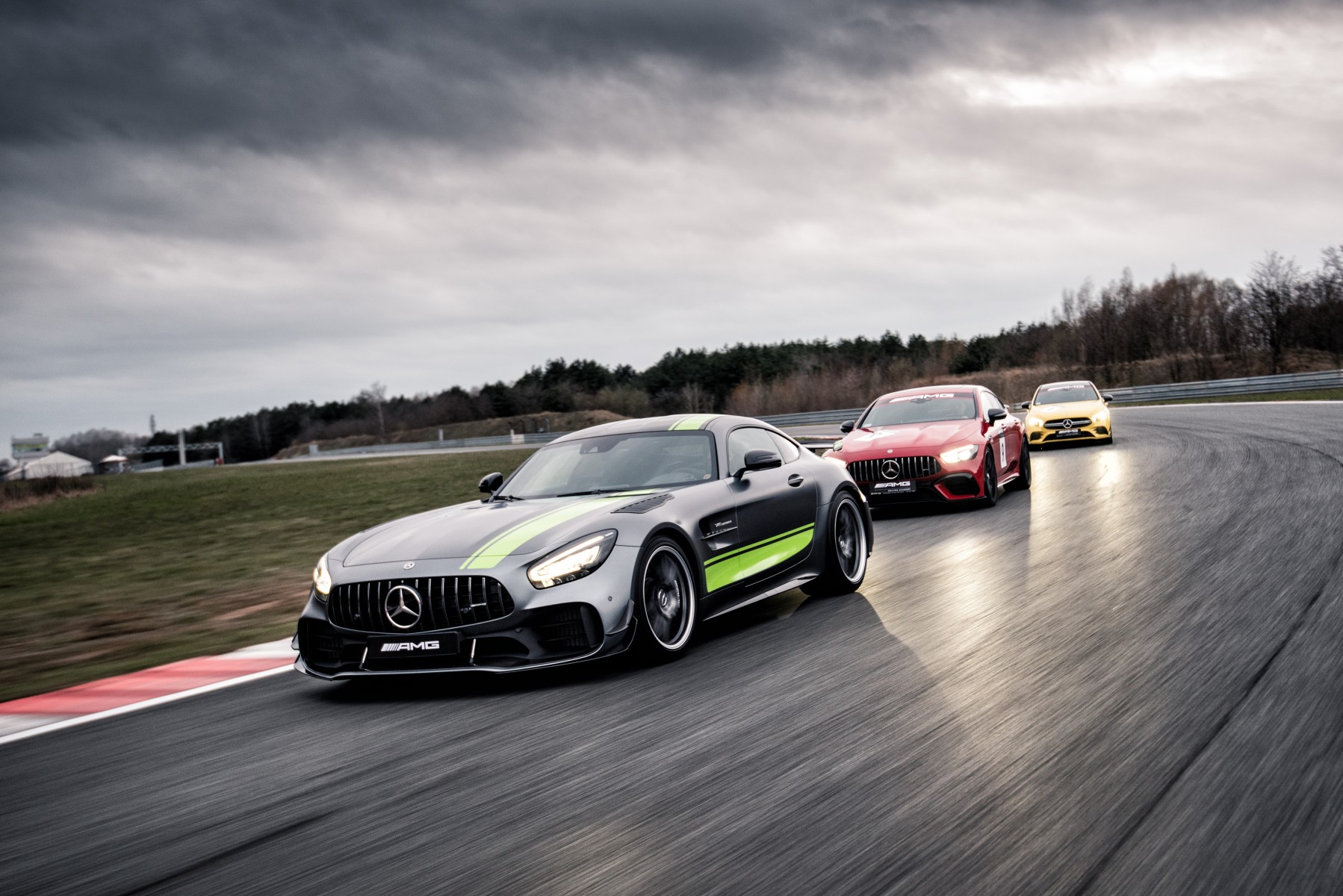 Nowa strona internetowa AMG Driving Academy