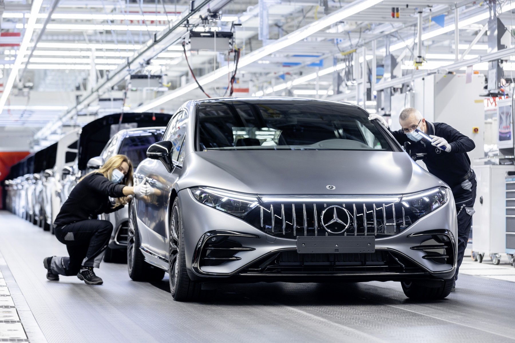 Mercedes-Benz przygotowuje swoją sieć fabryk samochodów do produkcji ...