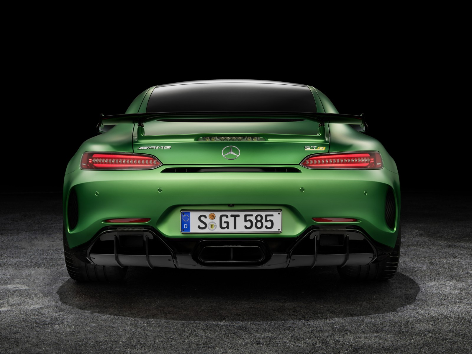 AMG GT R