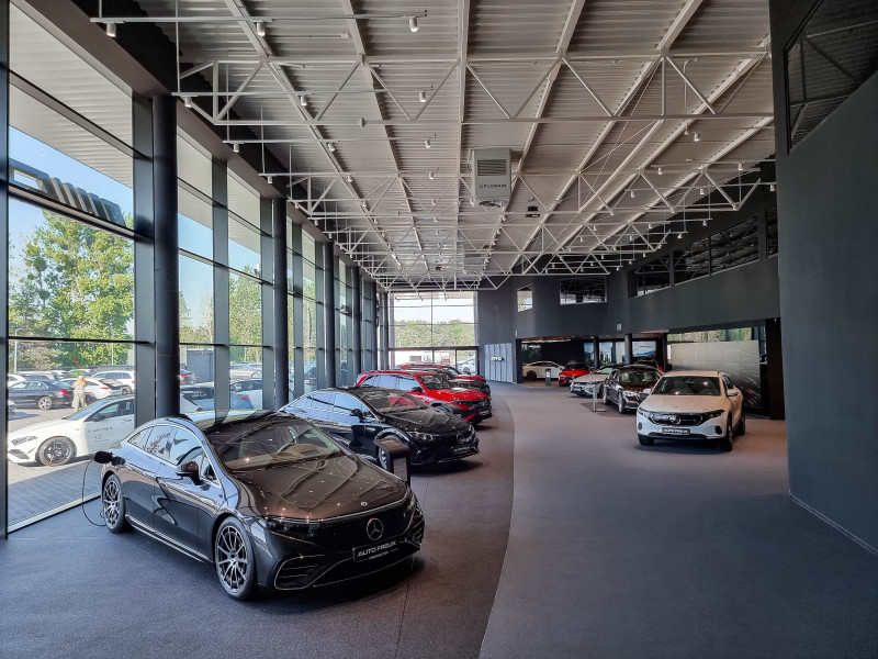 Salon Mercedes-Benz Auto Frelik w Bydgoszczy już otwarty po modernizacji