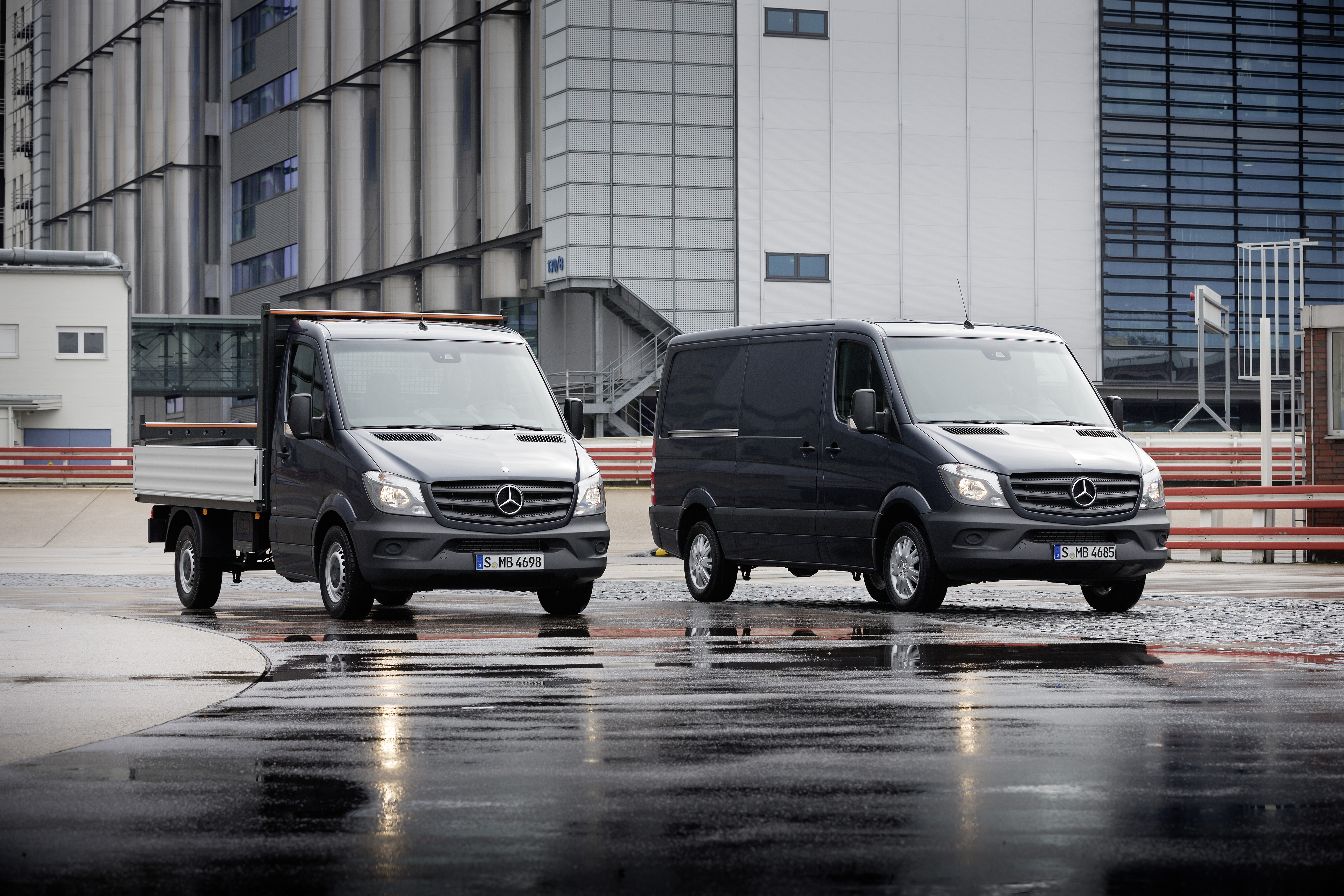 Mercedes-Benz Sprinter: teraz jeszcze bezpieczniejszy, bardziej ...