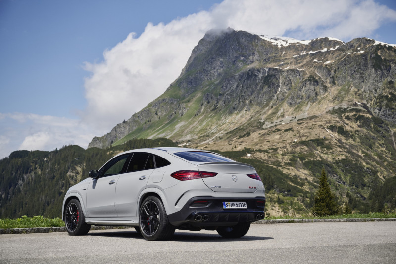 Nowy Mercedes-AMG GLE 53 HYBRID 4MATIC+: doskonałe osiągi na co dzień