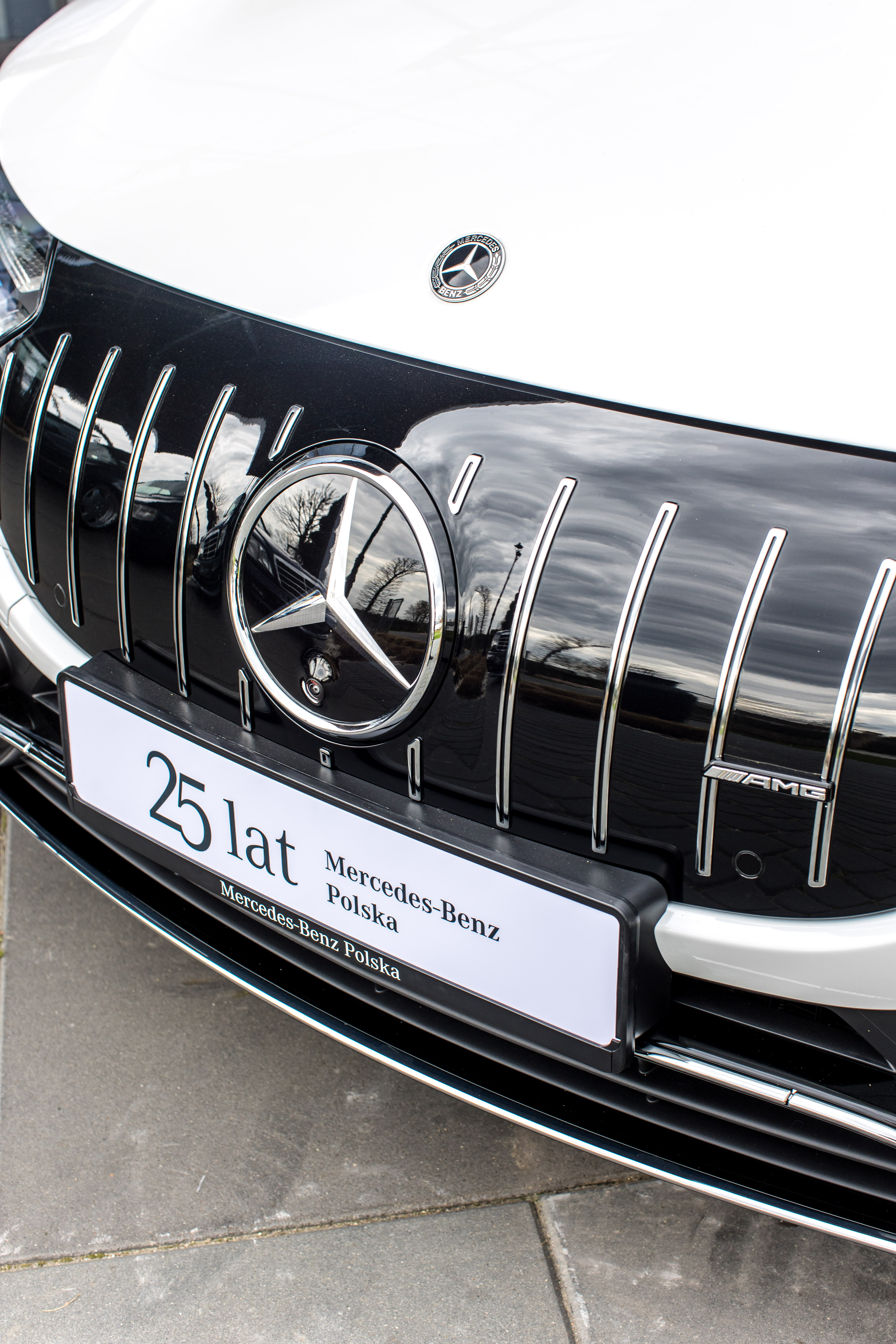 25 lat Mercedes-Benz Polska – pionierskie osiągnięcia i zrównoważona ...