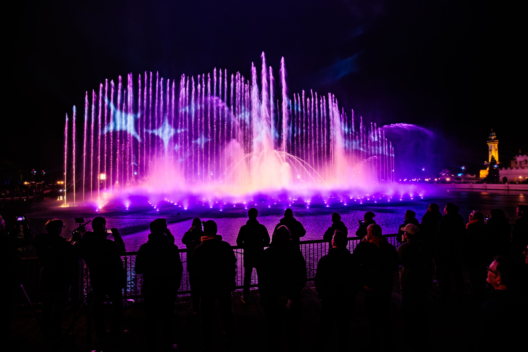 New spectacular water show Efteling Symphonica experiences wondrous ...