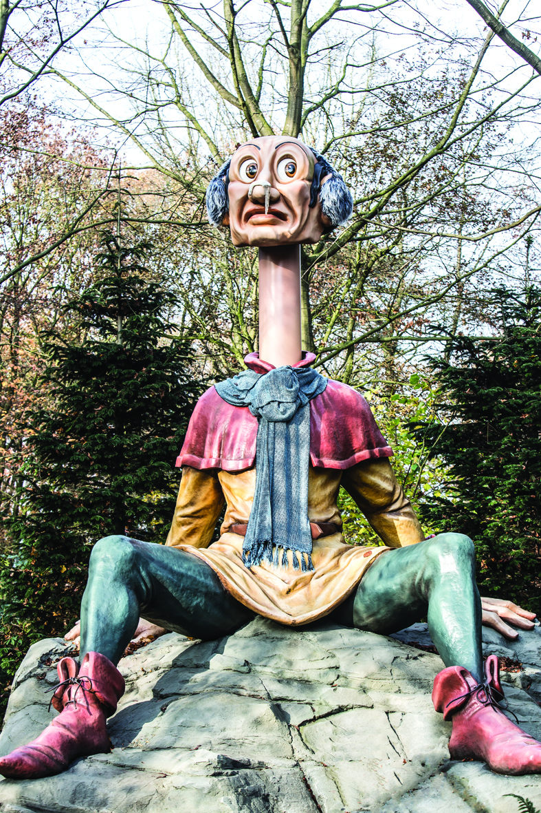 Winter Efteling: the heart-warming atmosphere of bonfires and wintery ...