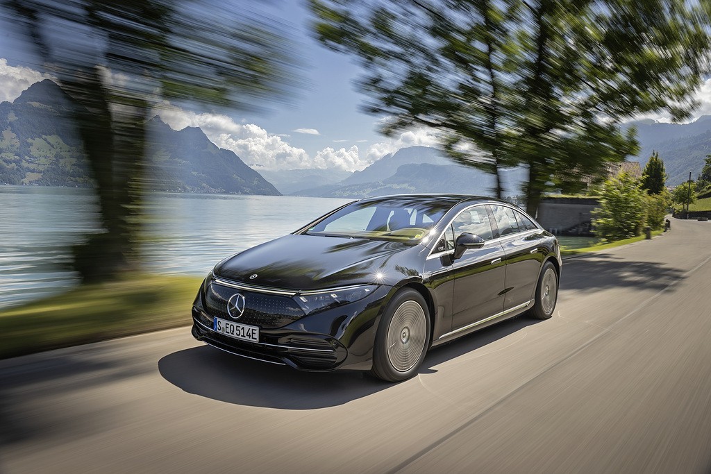 High-end Mercedes-Benz and EV deliveries outperform in challenging ...