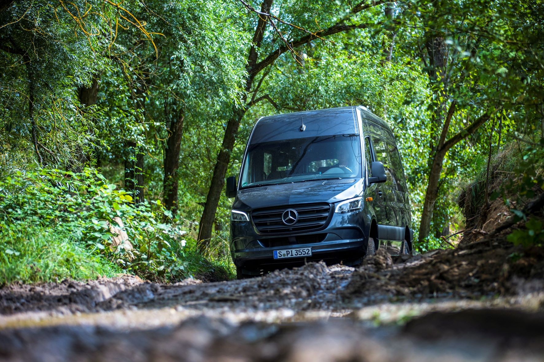 Mercedes-Benz Sprinter: tecnologia di guida completamente rinnovata