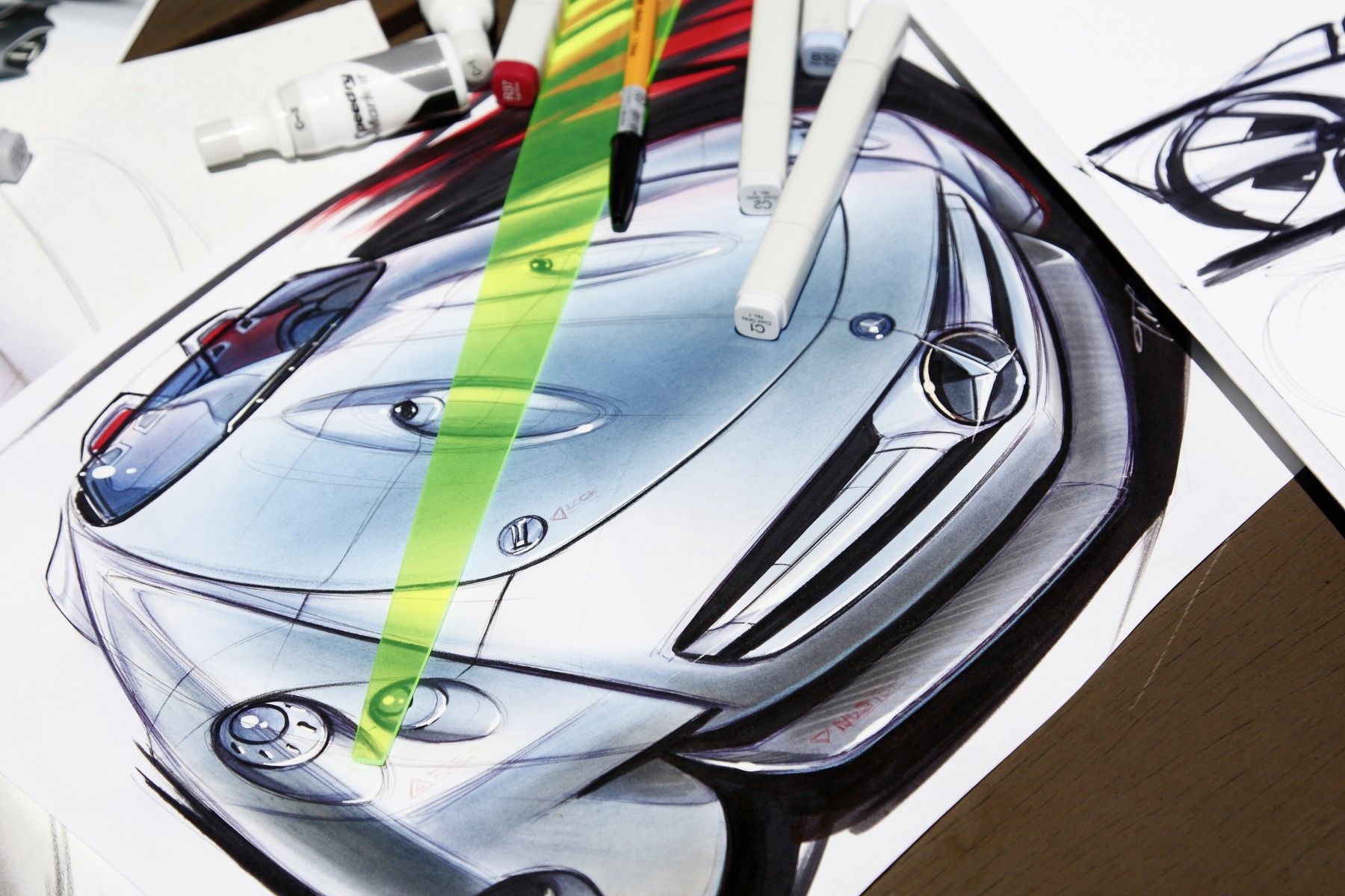 125 anni di design innovativo. Mercedes-Benz ‘Trademark'