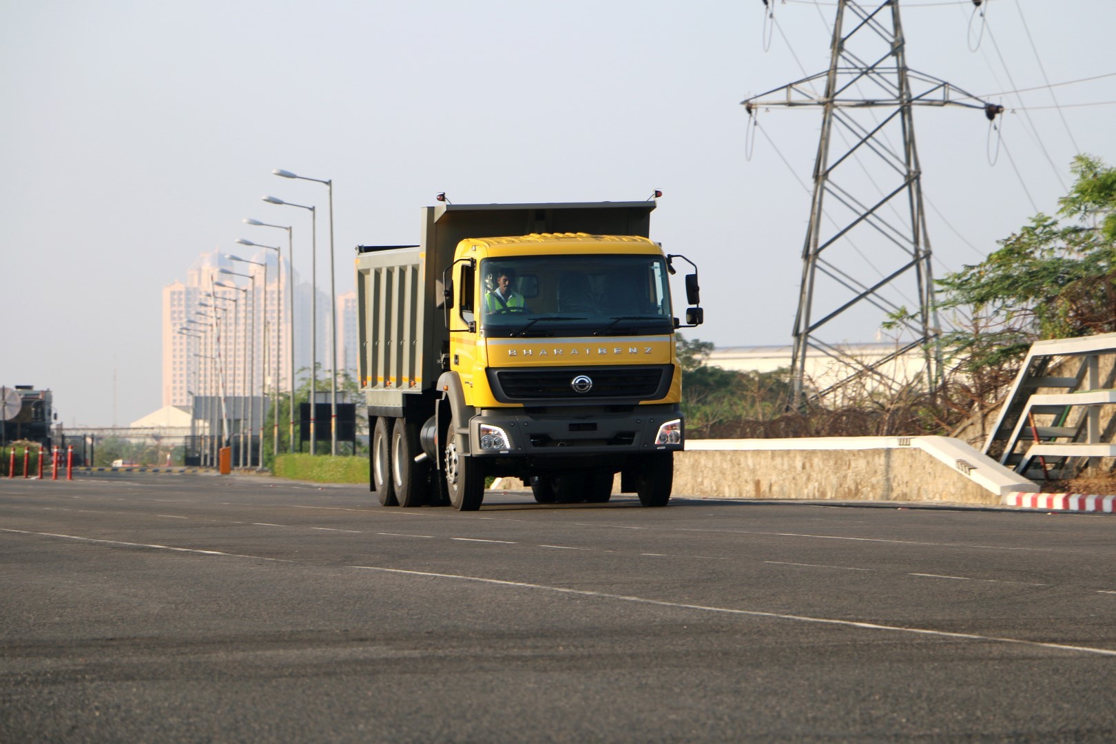 Major Milestone: Daimler hits mark of 50,000 BharatBenz trucks in India