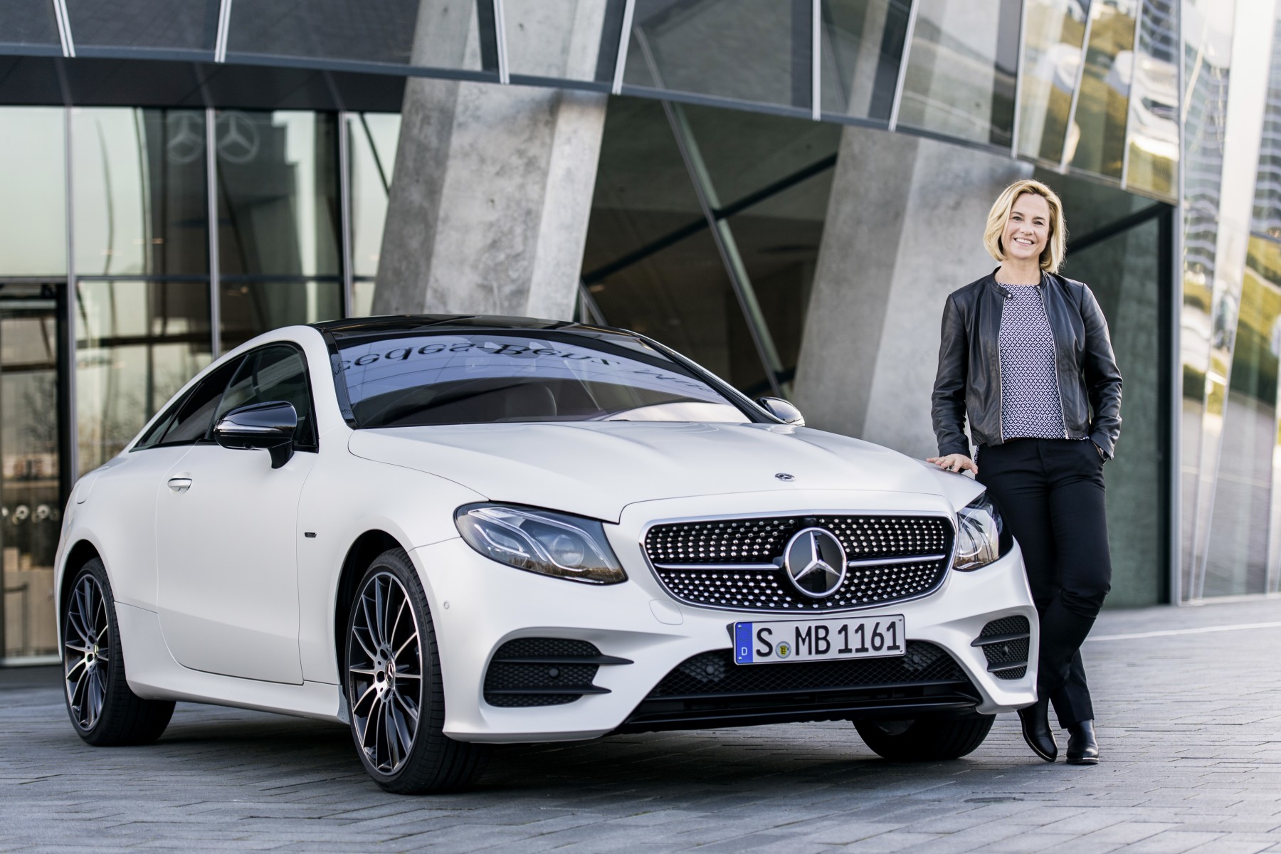 Mercedes-Benz starts the new year with more than 18% growth and a new ...