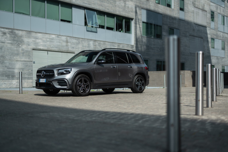 Nuove Mercedes EQB e GLB: i due modelli più versatili della gamma SUV della Stella