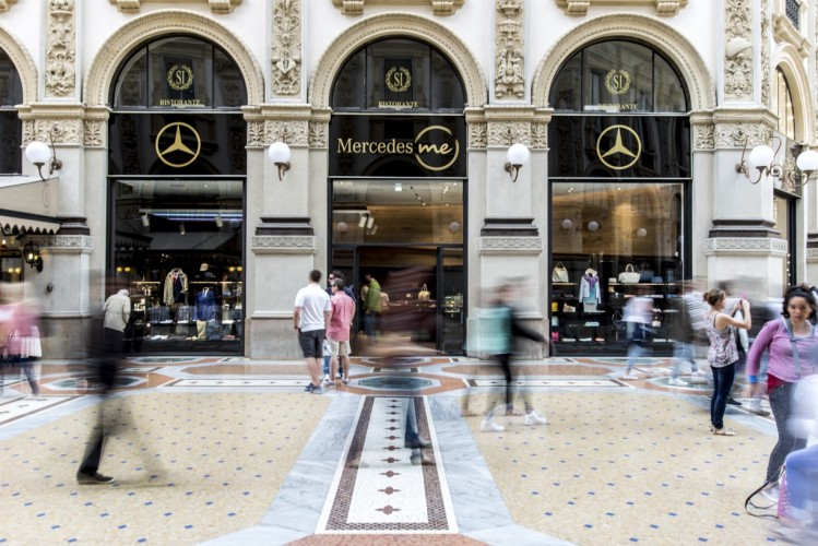 Il nuovo profumo firmato Mercedes-Benz in esclusiva al Mercedes me Store