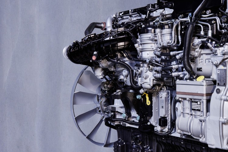 Nuovo Mercedes-Benz OM 471