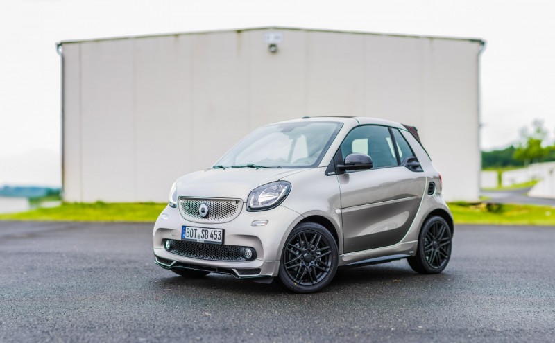 15 anni di modelli esclusivi smart BRABUS