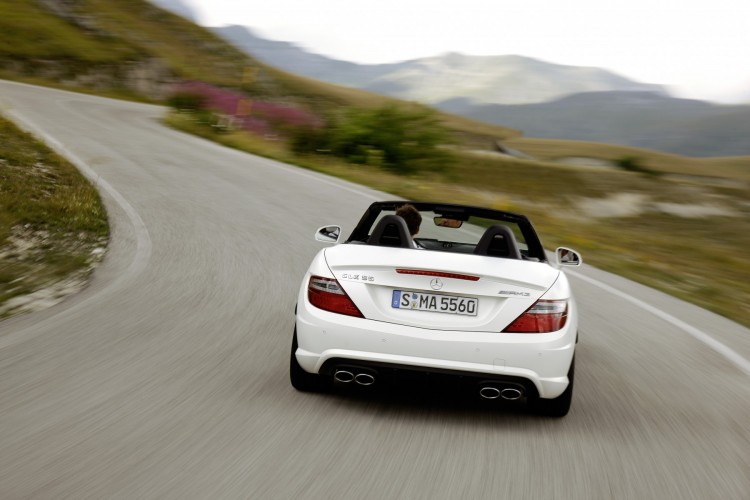 Mercedes-Benz SLK 55 AMG. Performance, efficienza e stile