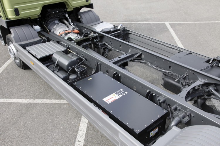 Dieci Mercedes-Benz Atego Hybrid consegnati a Deutsche Post DHL