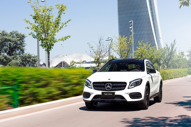 Mercedes-Benz Night Edition: I colori della notte