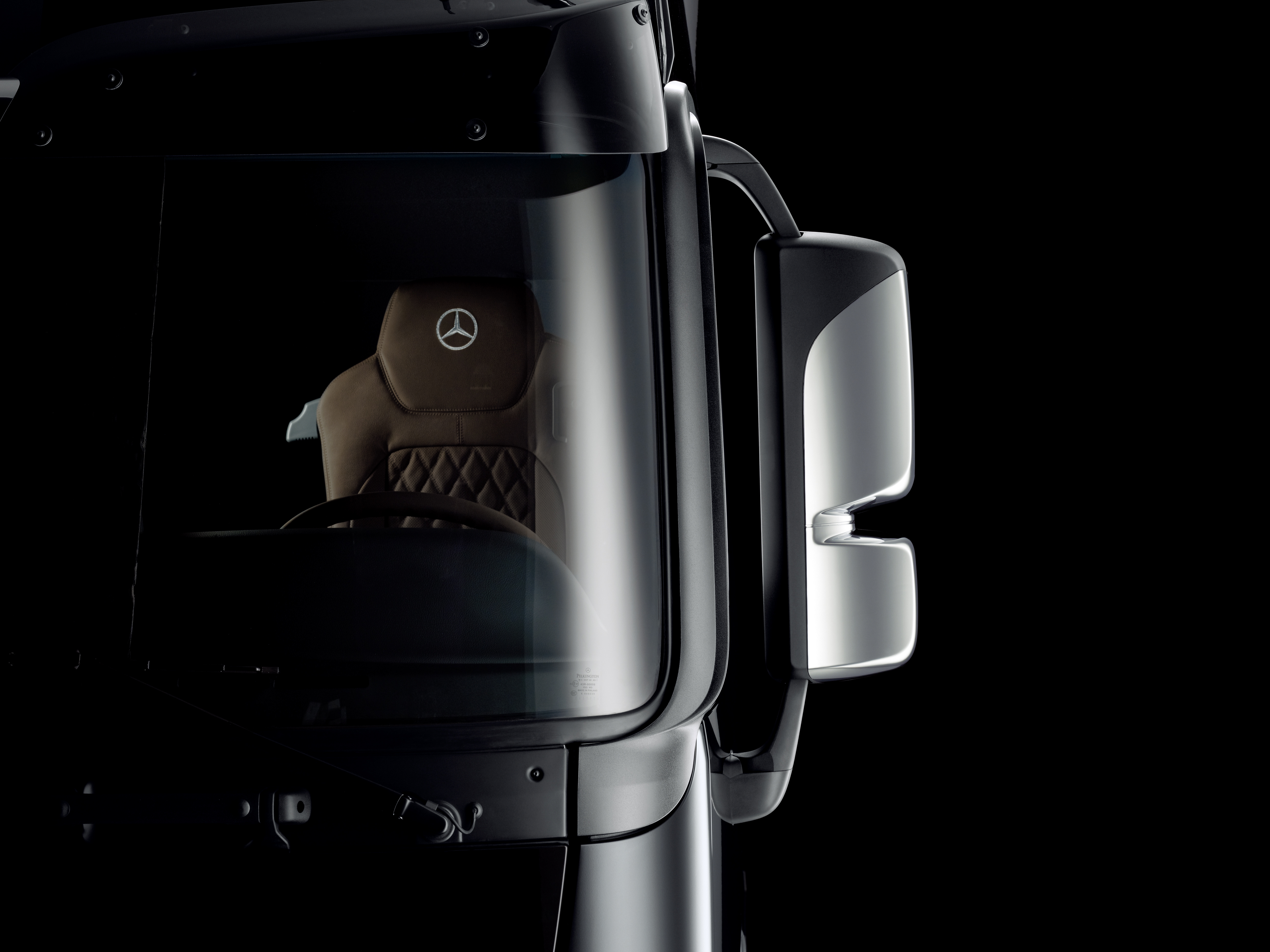 Actros Black Liner