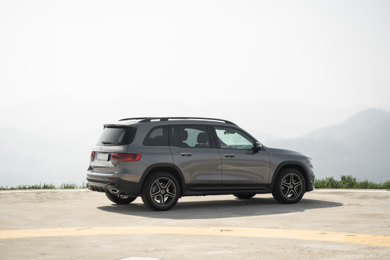 Nuove Mercedes EQB e GLB: i due modelli più versatili della gamma SUV della Stella