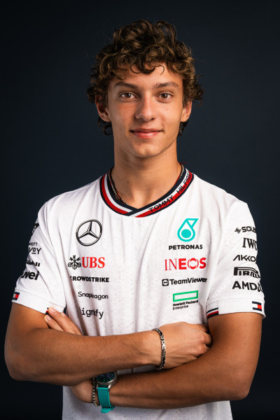 Mercedes-AMG PETRONAS F1 Team: nel 2025 Antonelli affiancherà Russell