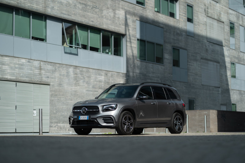 Nuove Mercedes EQB e GLB: i due modelli più versatili della gamma SUV della Stella