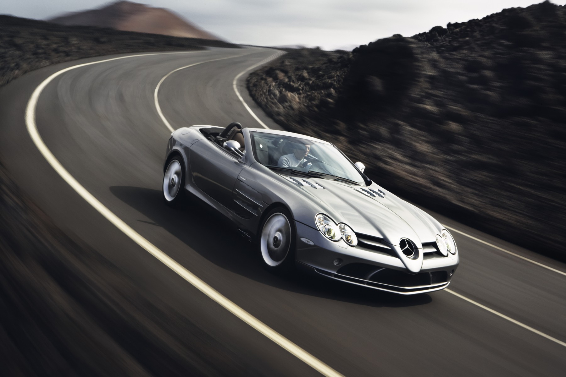 Roadster SLR McLaren Mercedes-Benz - Un roadster d'exception pour ...