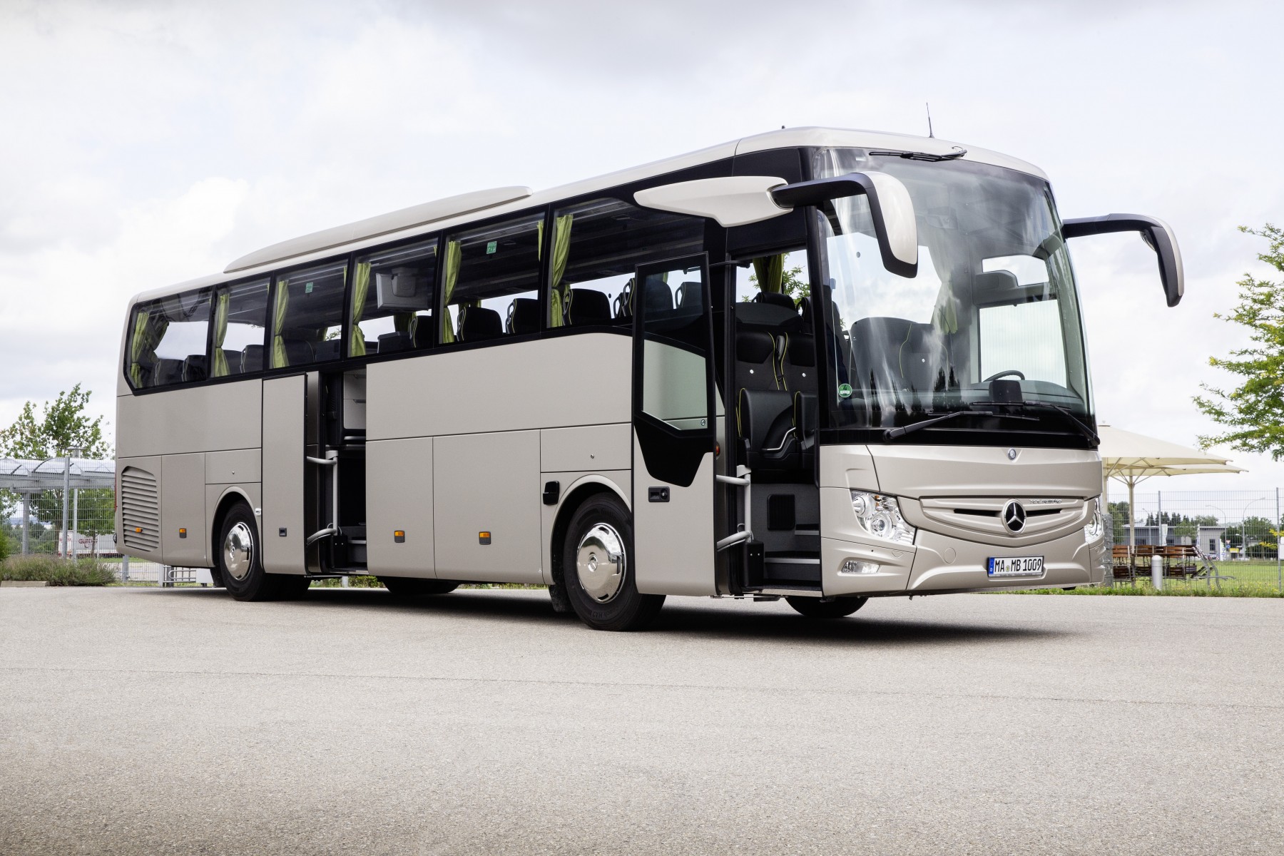 Mercedes-Benz Tourismo