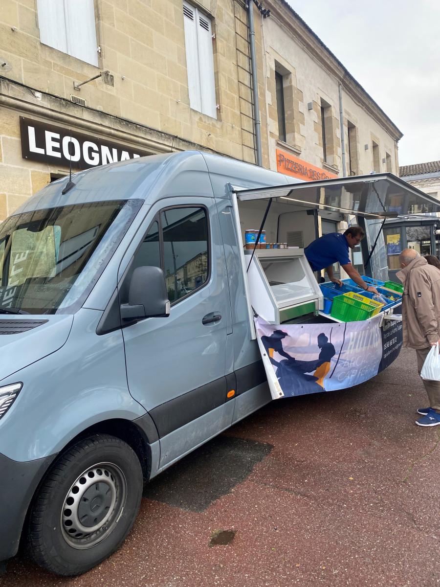Un Sprinter « mareyeur » sur les marchés bordelais