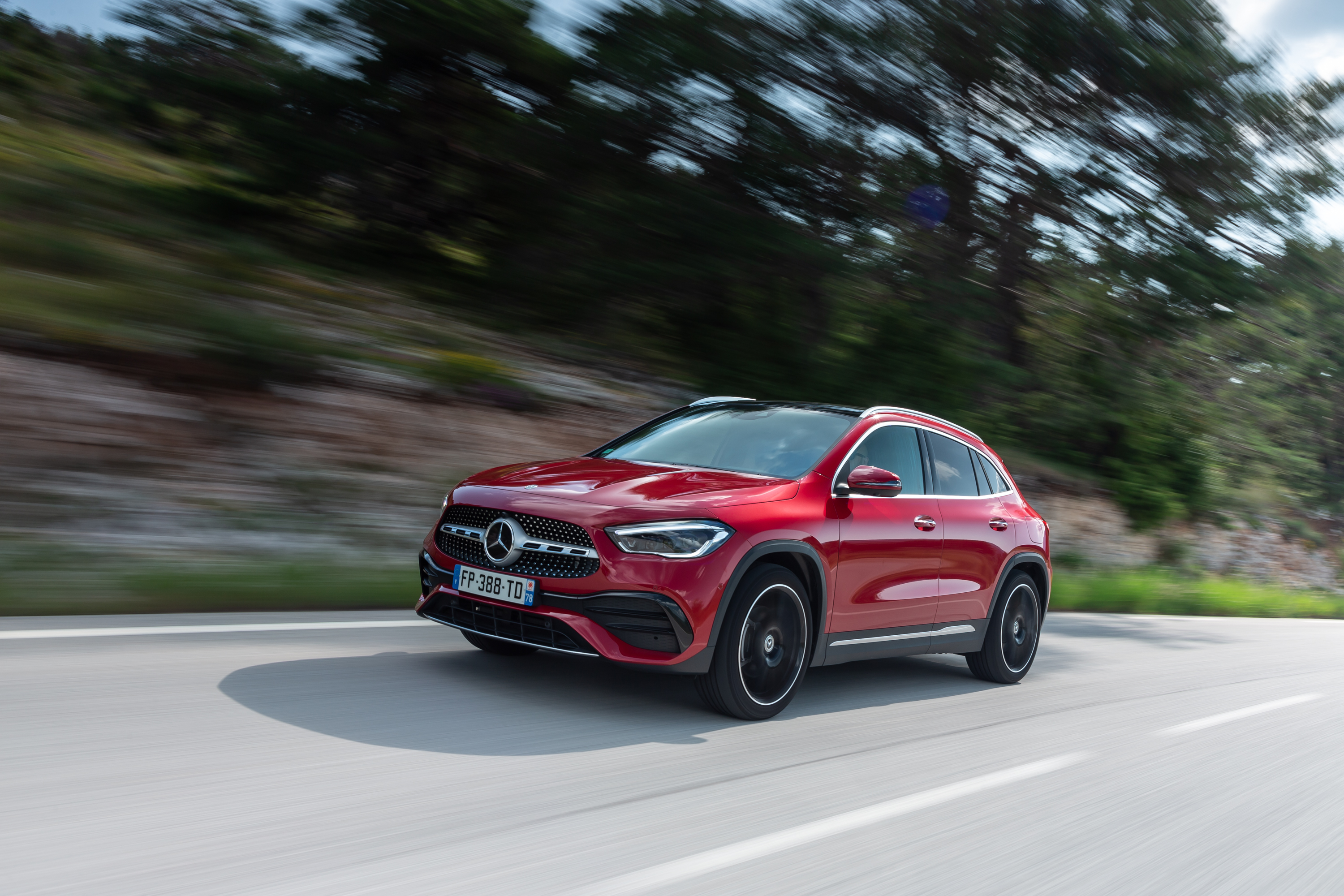 Les nouveaux GLA et GLB en images dans le sud de la France