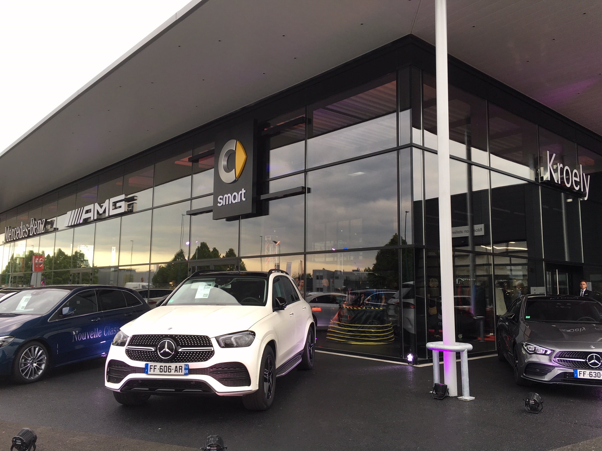 MAR2020 : Kroely inaugure sa nouvelle concession Mercedes-Benz et smart ...
