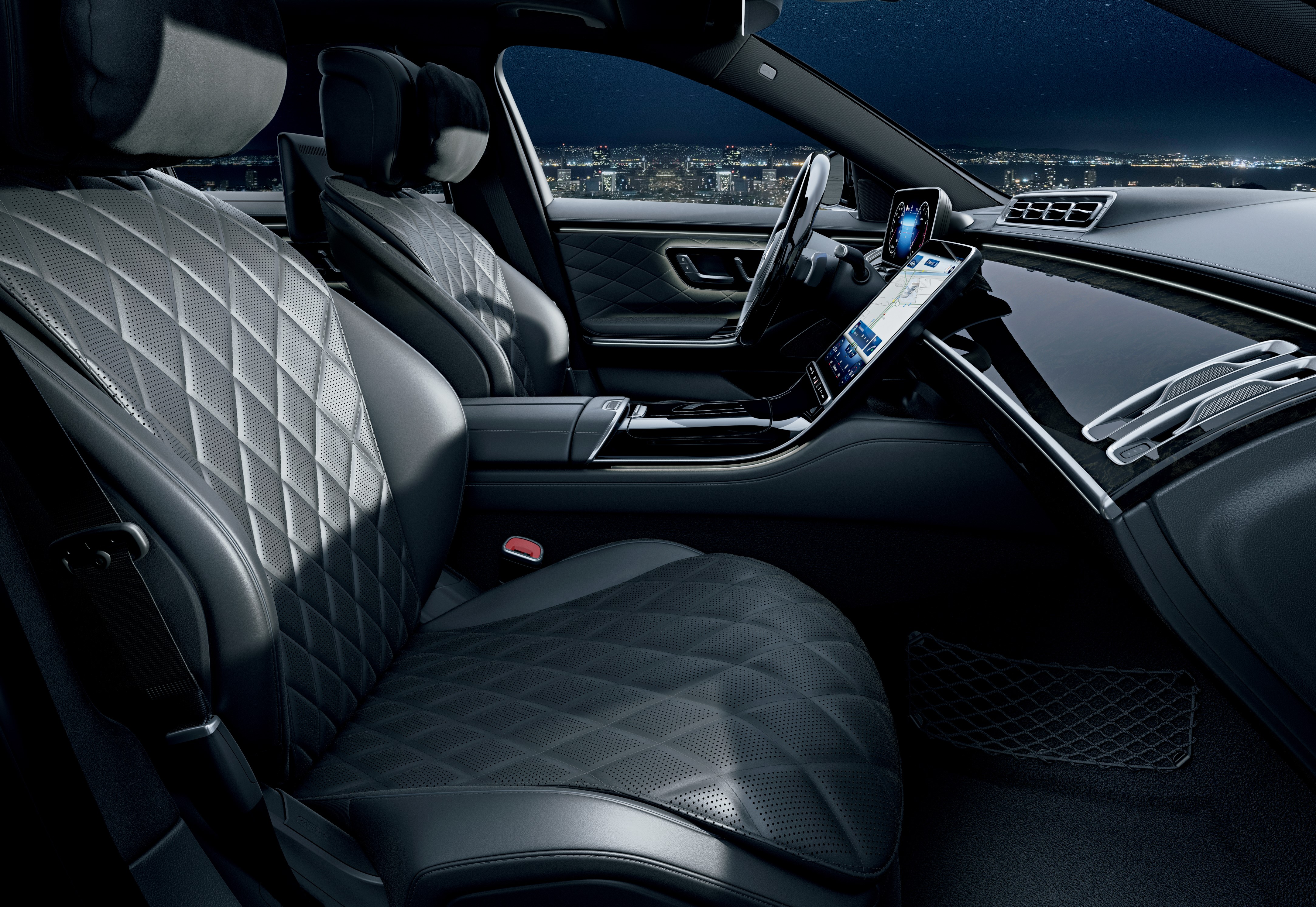 「S 580 4MATIC long Night Edition (ISG) 」限定車発売