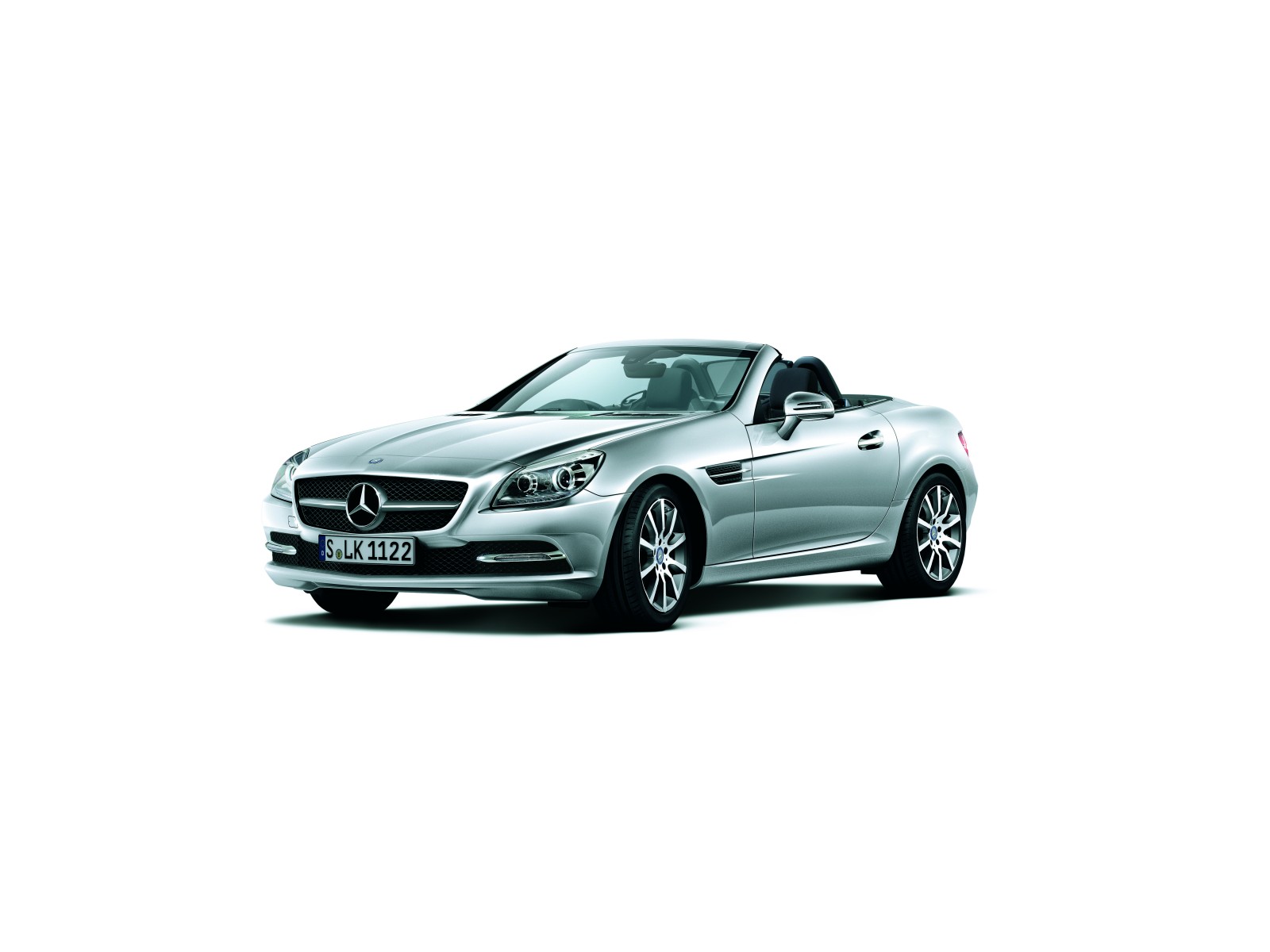 SLK 200 BlueEFFICIENCY Trendを追加発売