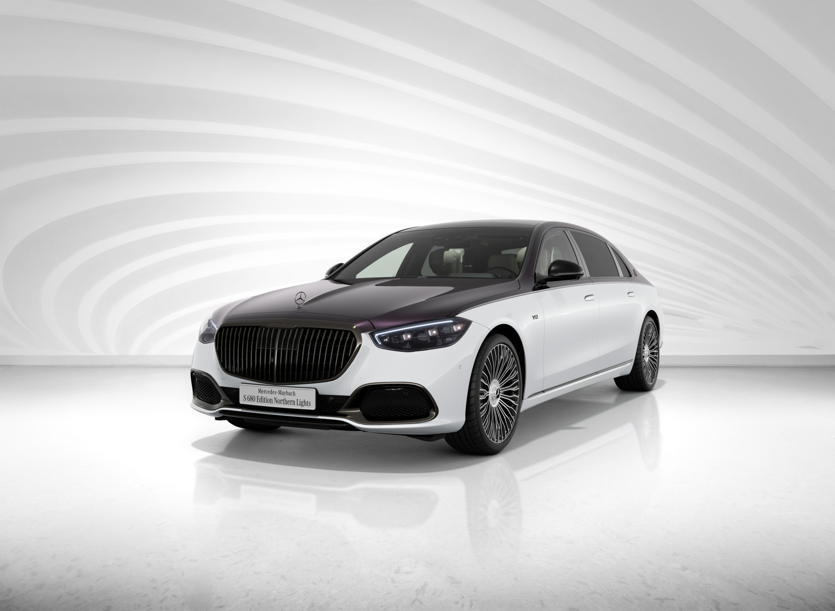 「Mercedes-Maybach S 680 Edition Northern Lights」限定車発売