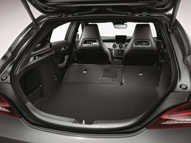 「CLA シューティングブレーク」を発表