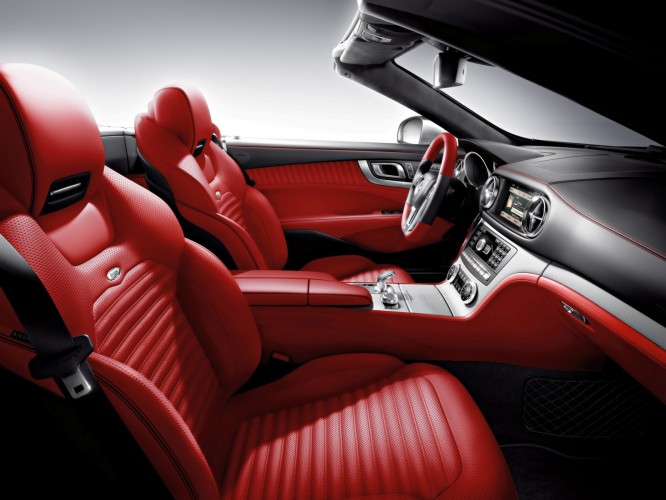 SL 550 BlueEFFICIENCY Edition 1を発売