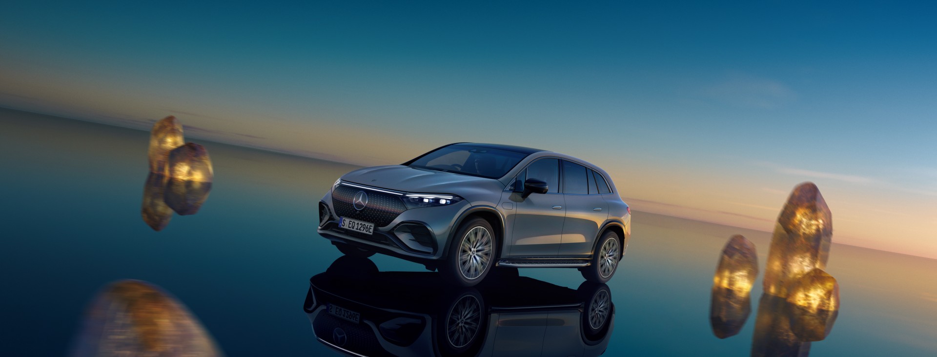 「EQS SUV」を発売