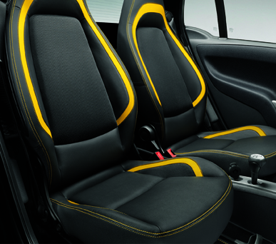 「smart fortwo coupé mhd edition cityflame」を限定発売