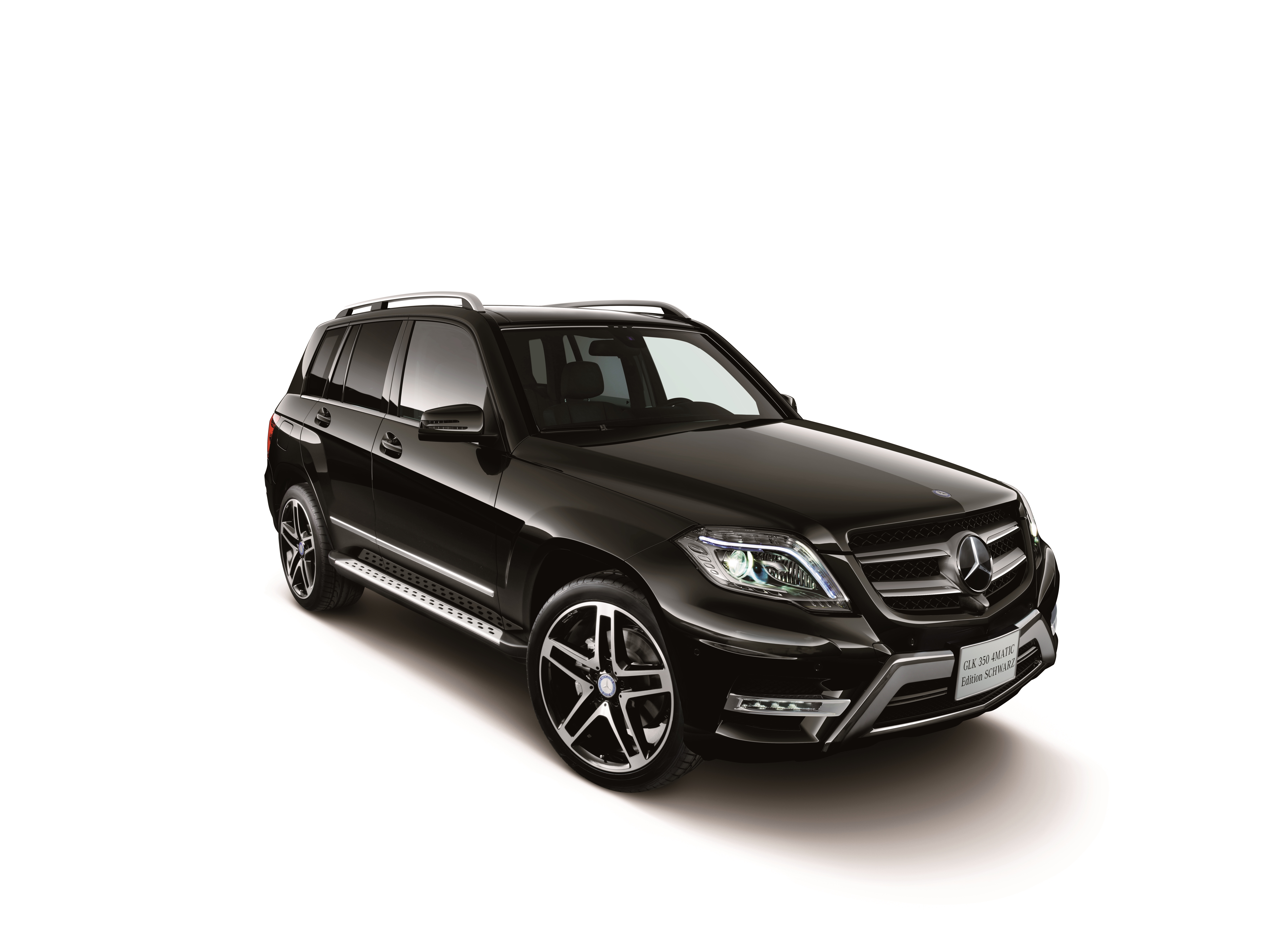 「GLK 350 4MATIC Edition SCHWARZ」を限定発売