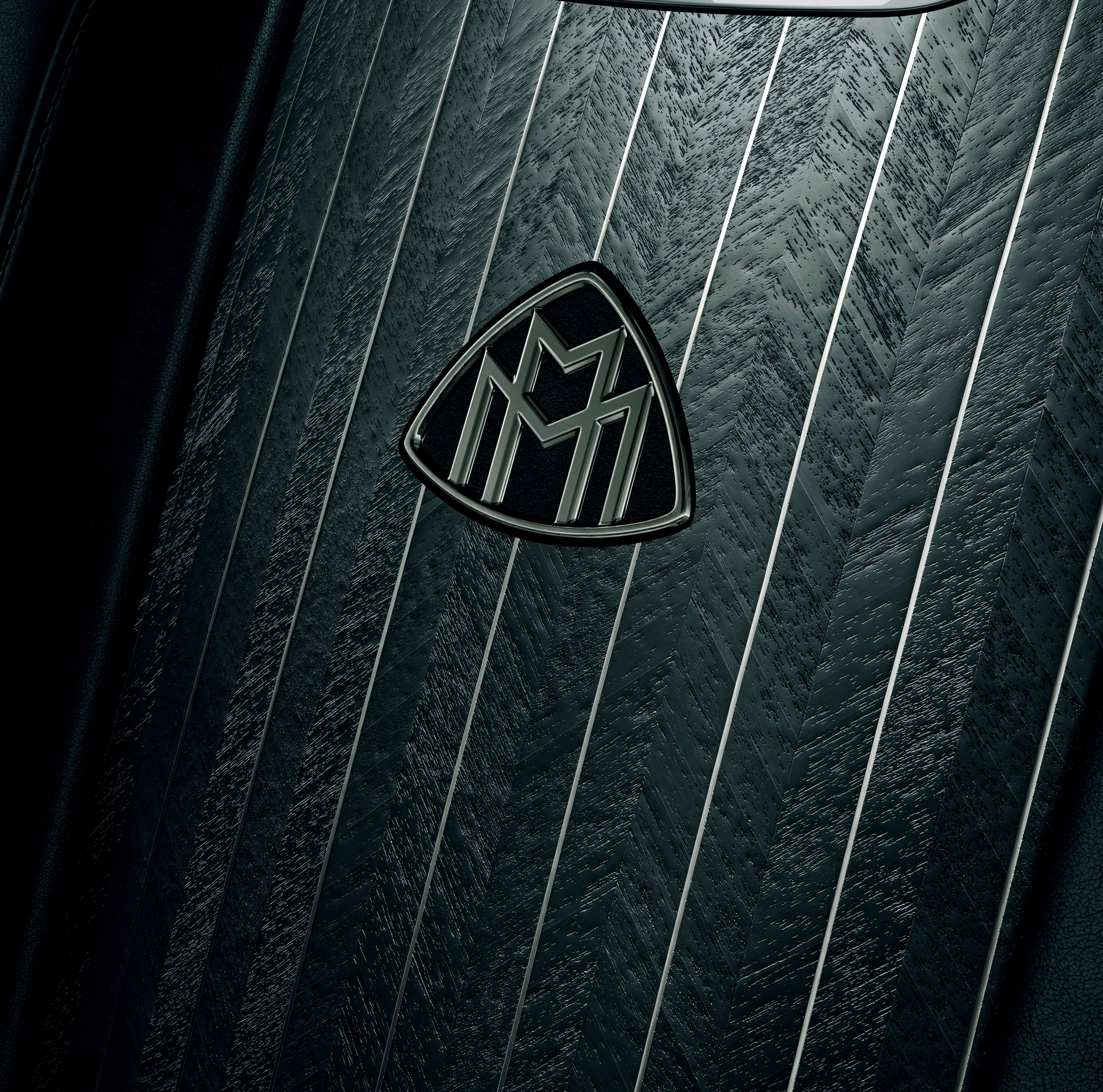 「Mercedes-Maybach GLS 600 Night Edition (ISG) 」を発売