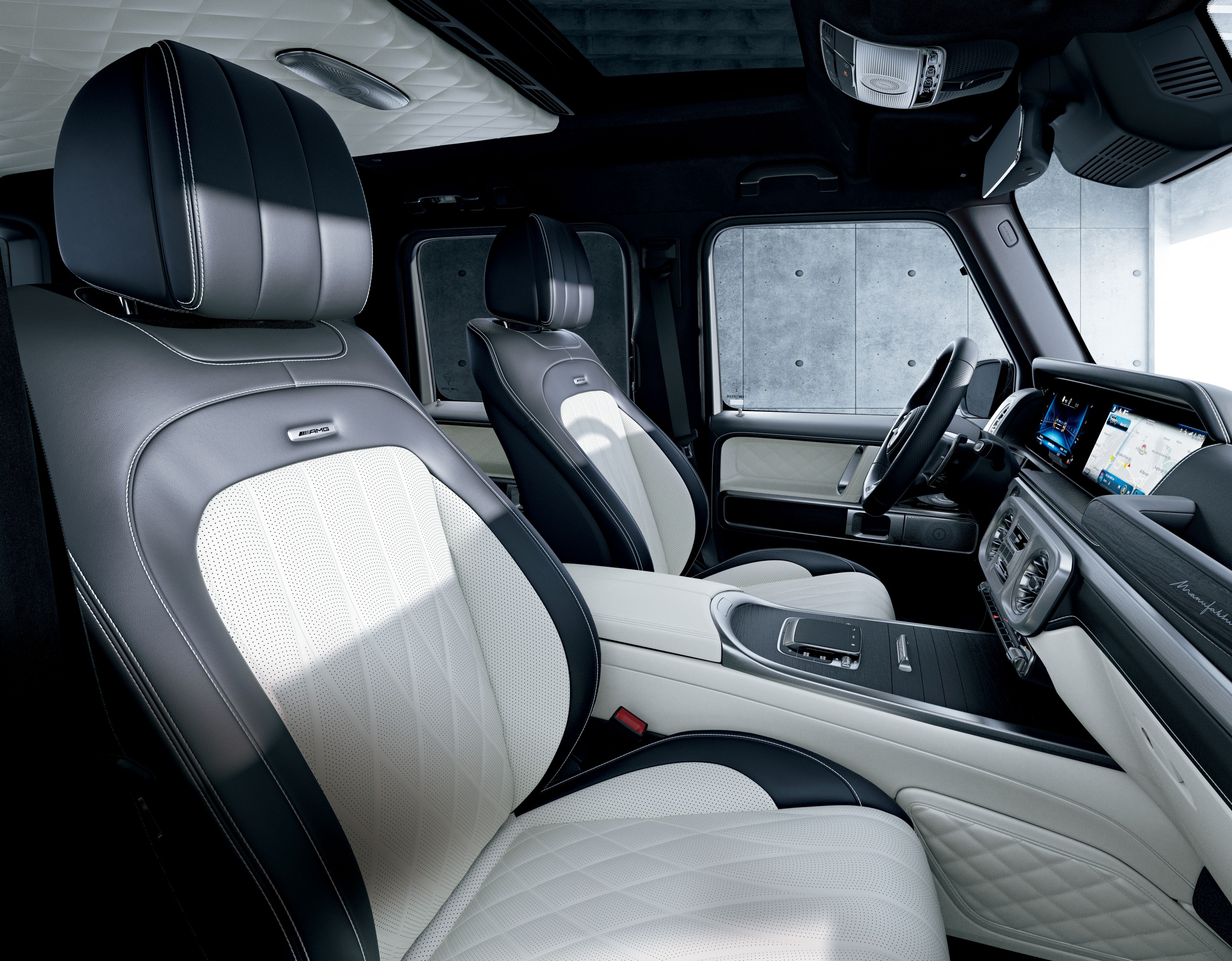 「Mercedes-AMG G 63 Black Accent Edition (ISG) 」限定車発売
