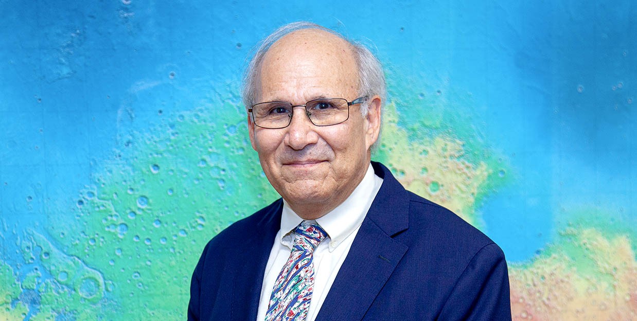 USRA’s Allan Treiman Receives the G.K. Gilbert Award from the ...