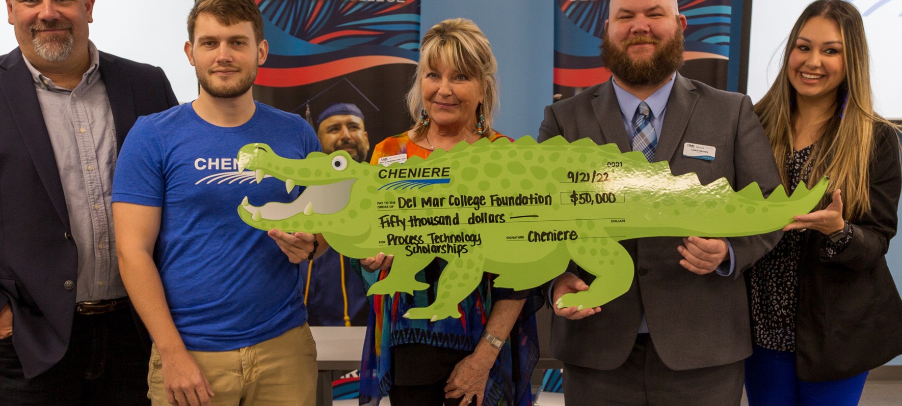 Cheniere Foundation presents $50,000 alligator-shaped check to Del Mar ...
