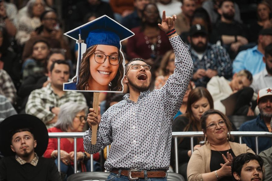 Del Mar College “Prospective” Graduates Took Center Stage at American ...