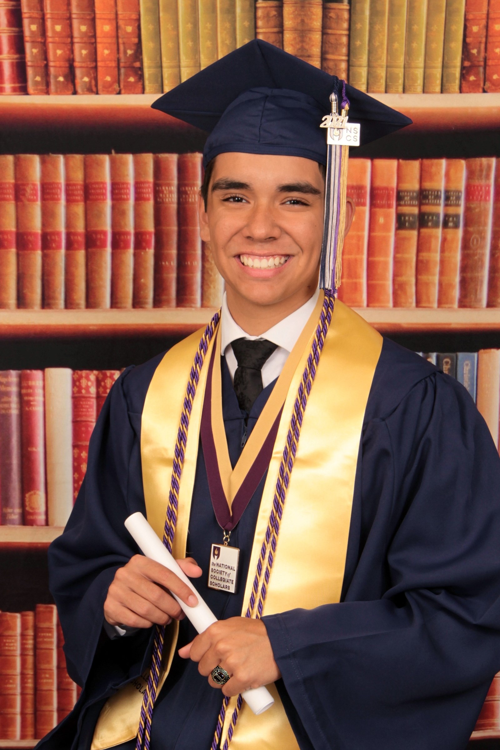 Advancing through education … Robstown High School twins graduating ...