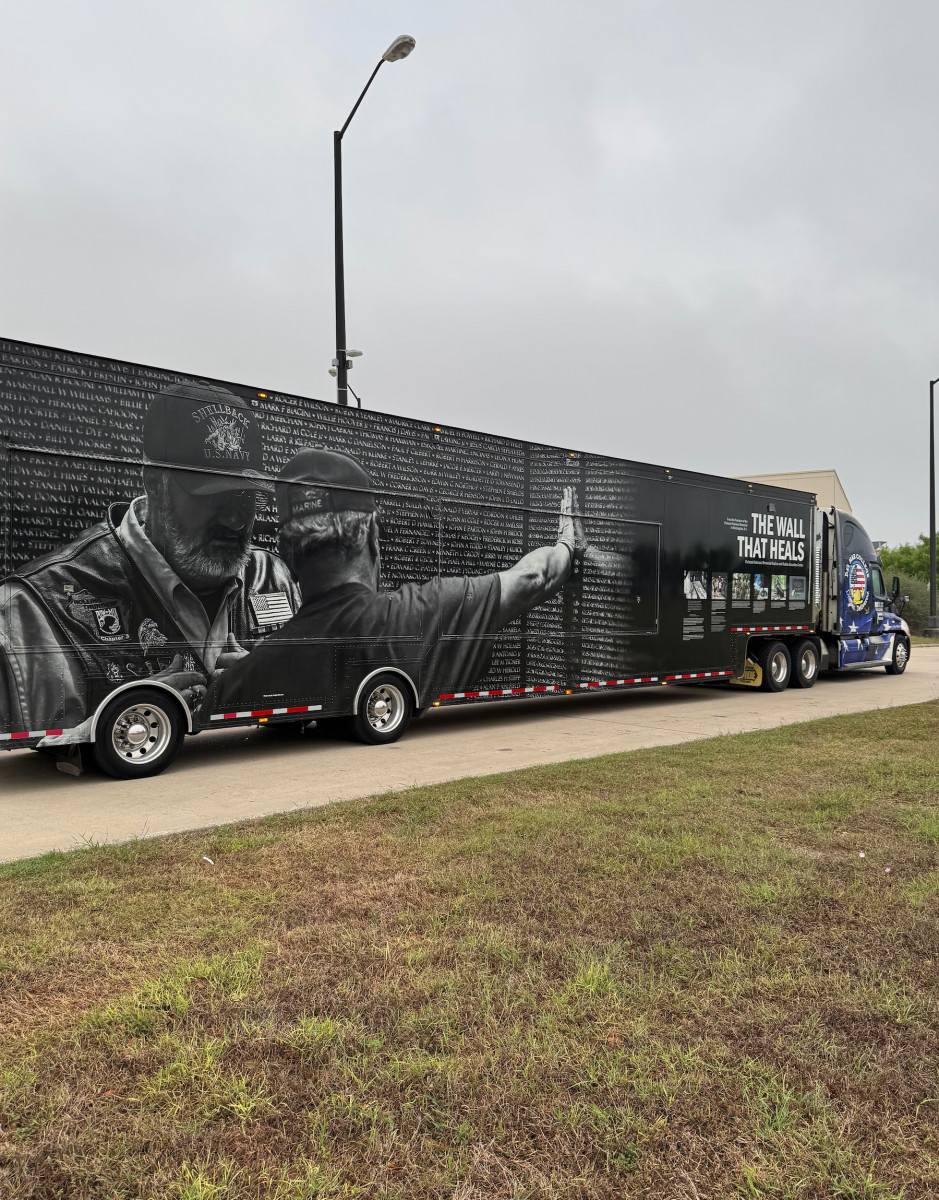 DMC Transportation Training Services Drove The Wall That Heals from ...
