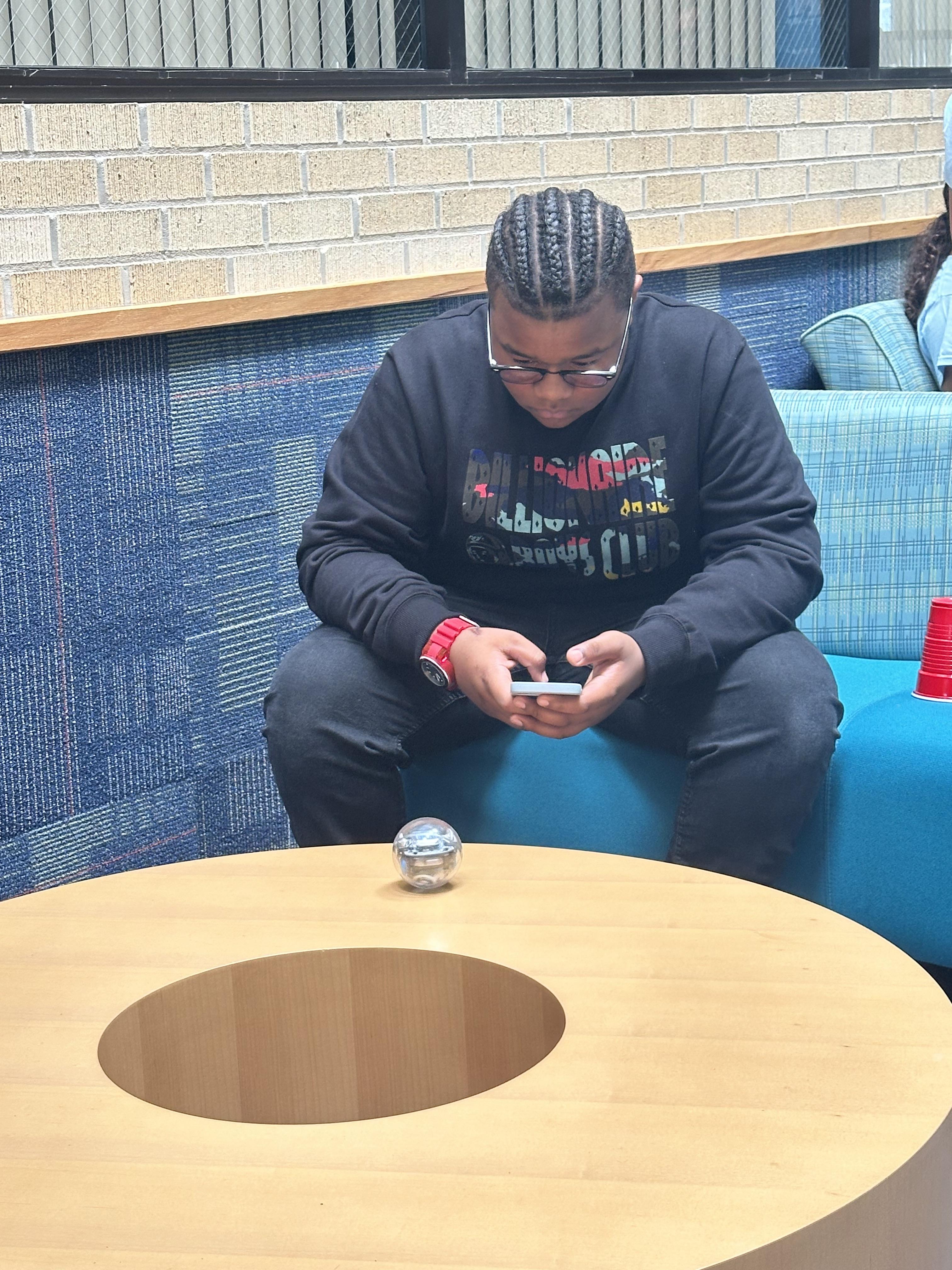 #Code_IT Campers learn to build and program robots with focus on Artificial Intelligence