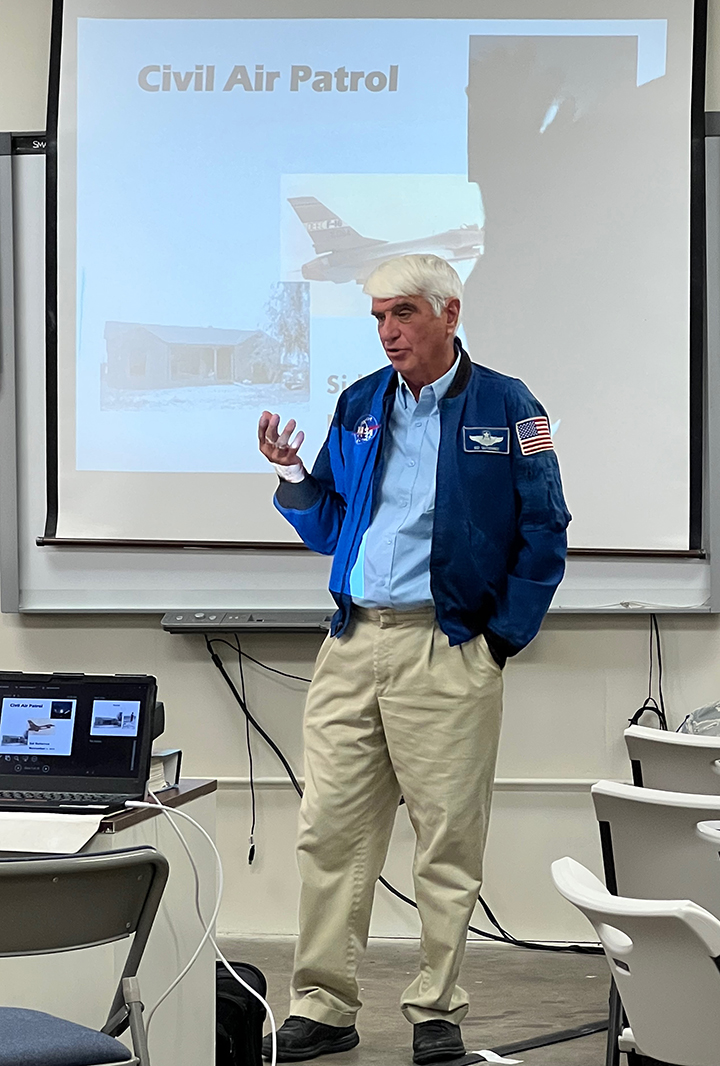Texas Squadron Hears from Former Astronaut