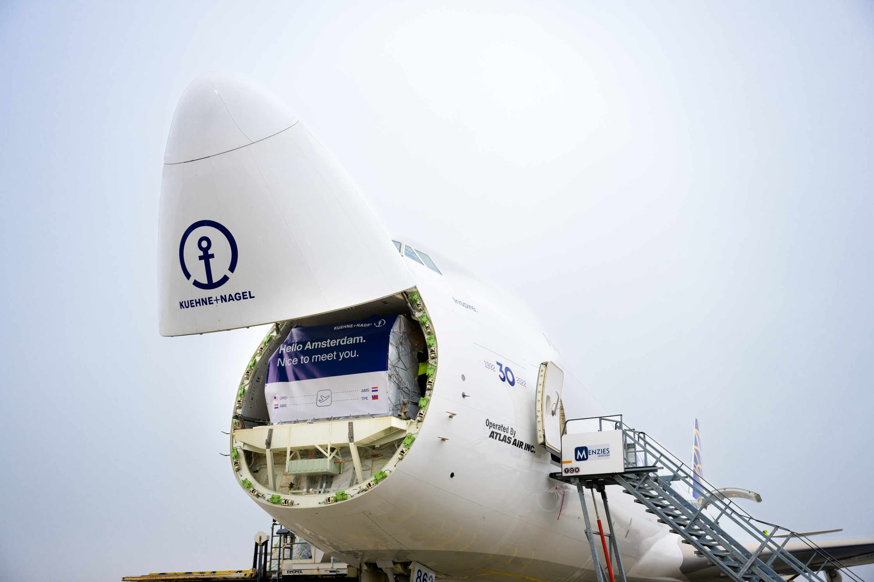 Kuehne+Nagel expands air charter network for the semiconductor industry