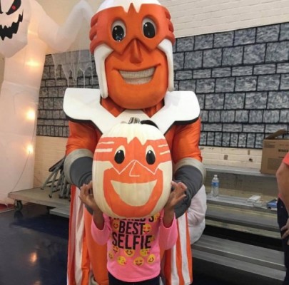 These Whataburger Fans Won Halloween